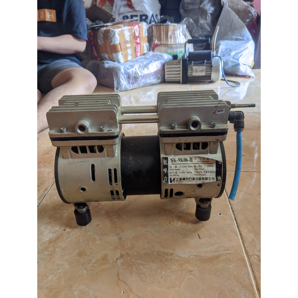 Jual vacuum pump thomas tegangan 220V-240V daya 400W | Shopee Indonesia