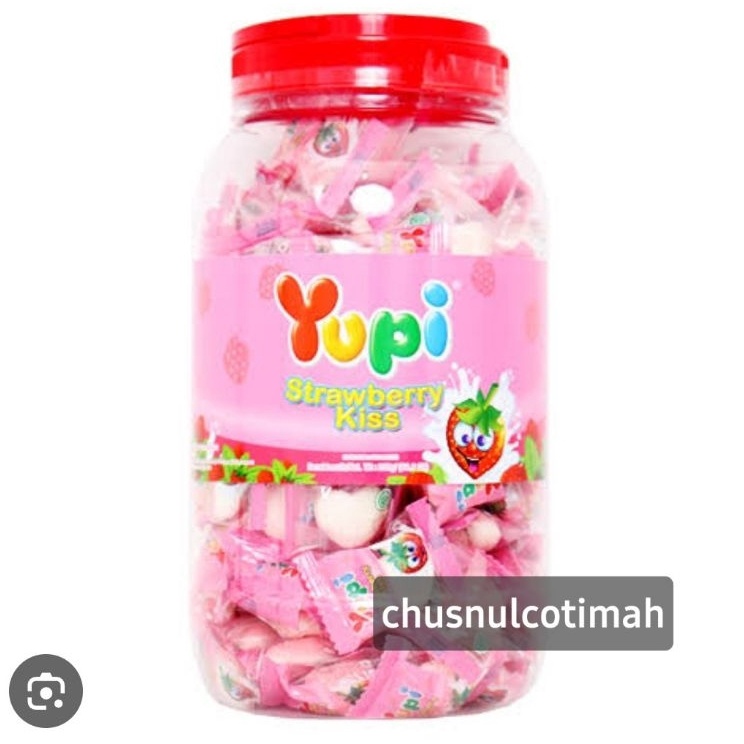 Jual Produk trendy Yupi Toples Strawberry Yupi Strawberry Toples Kiss ...