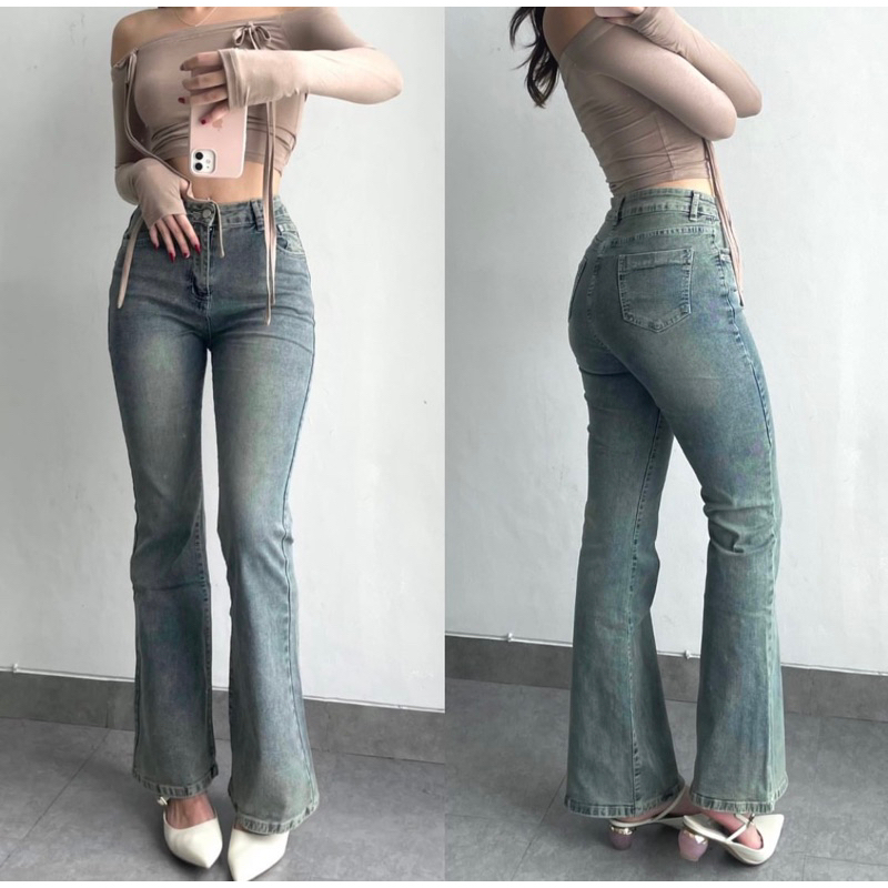 Jual Liz Flare Jeans - WEAR.THREEK | Shopee Indonesia