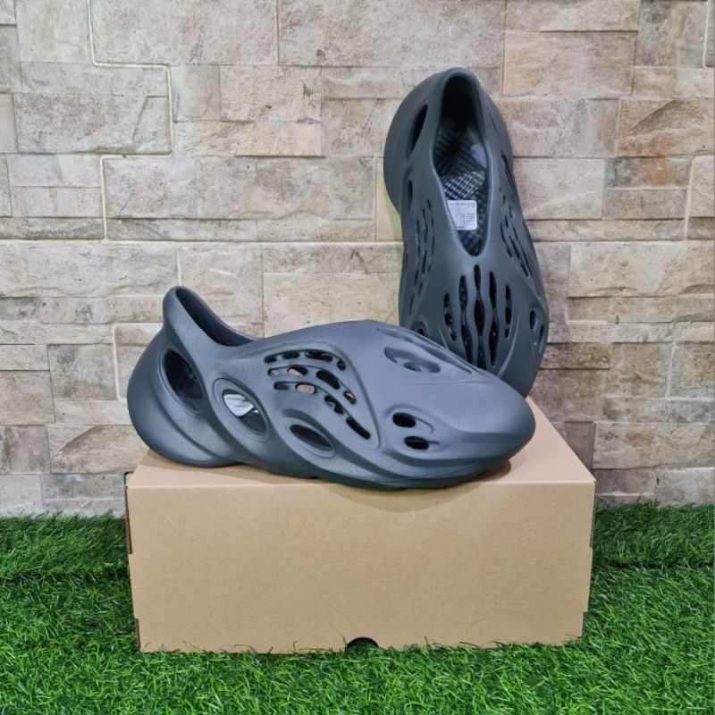 Jual sepatu ADIDAS yeezy foam runner authentic ori 1000% | Shopee Indonesia