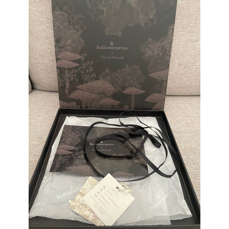 Jual Box Buttonscarves | Shopee Indonesia