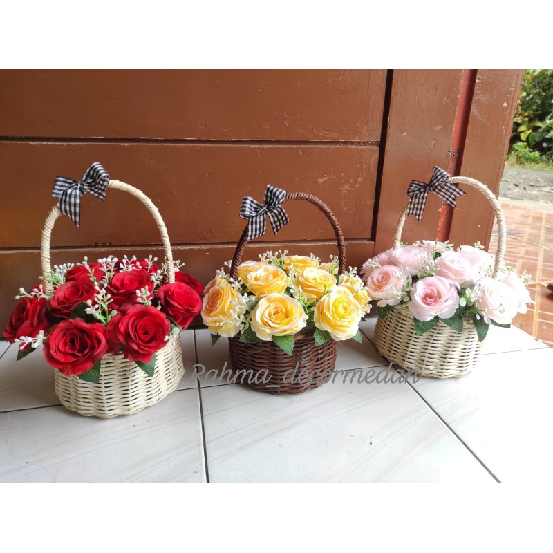 Jual bunga keranjang / bunga meja / bunga buket keranjang | Shopee ...