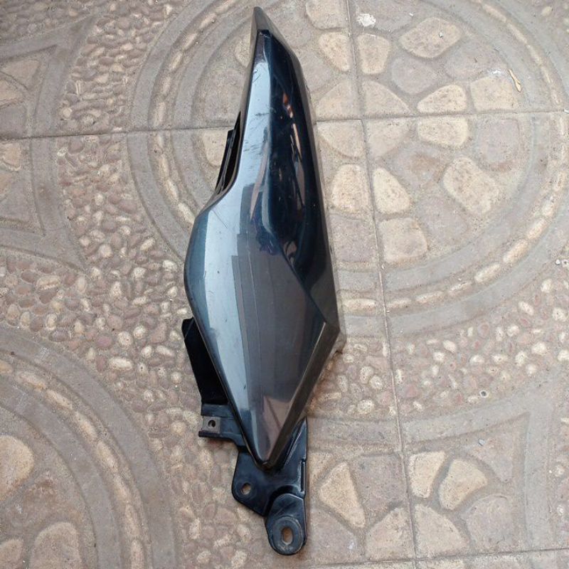 Jual cover body Yamaha Byson karbu original sebelah kiri | Shopee Indonesia