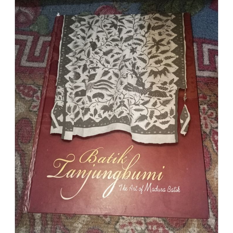 Jual buku batik tanjungbumi the art of madura batik | Shopee Indonesia