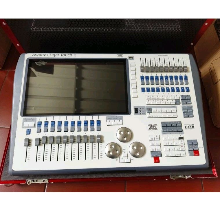 Jual MIXER LIGHTING AVOLITES TIGER TOUCH II TITAN CHINA CONTROLLER DMX ...