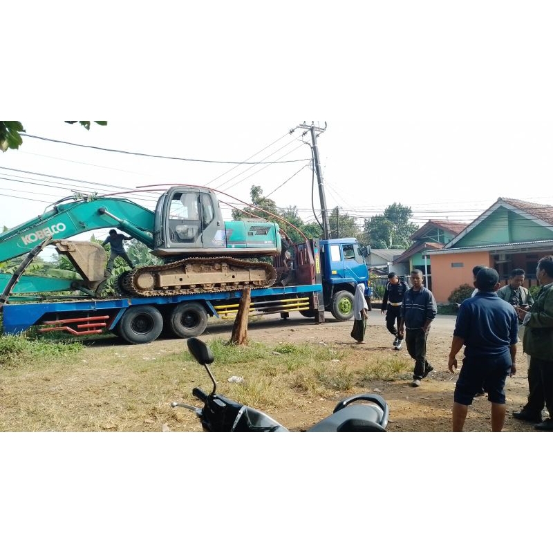 Jual BECKO TANDEM ROLLER DOZER WALES VIBRO EXCAVATOR BECKO | Shopee ...