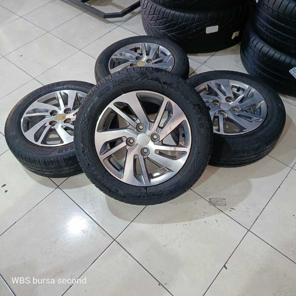 Jual Velg mobil standar sirion ring 14 hole 4x100+ban 175/65 r14 ...