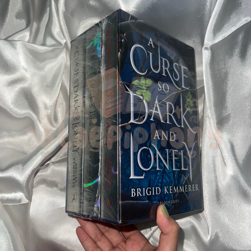Jual A Curse So Dark and Lonely , A Heart So Fierce and Broken , and A ...