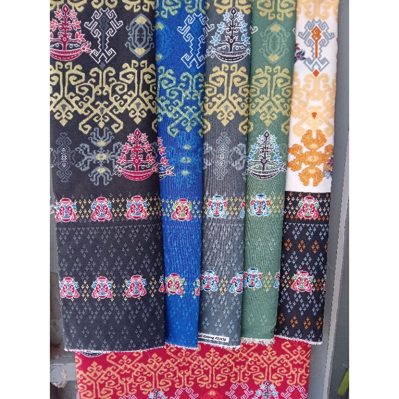 Jual kain batik khas kal-teng harga per setengah meter atau 50cm ...