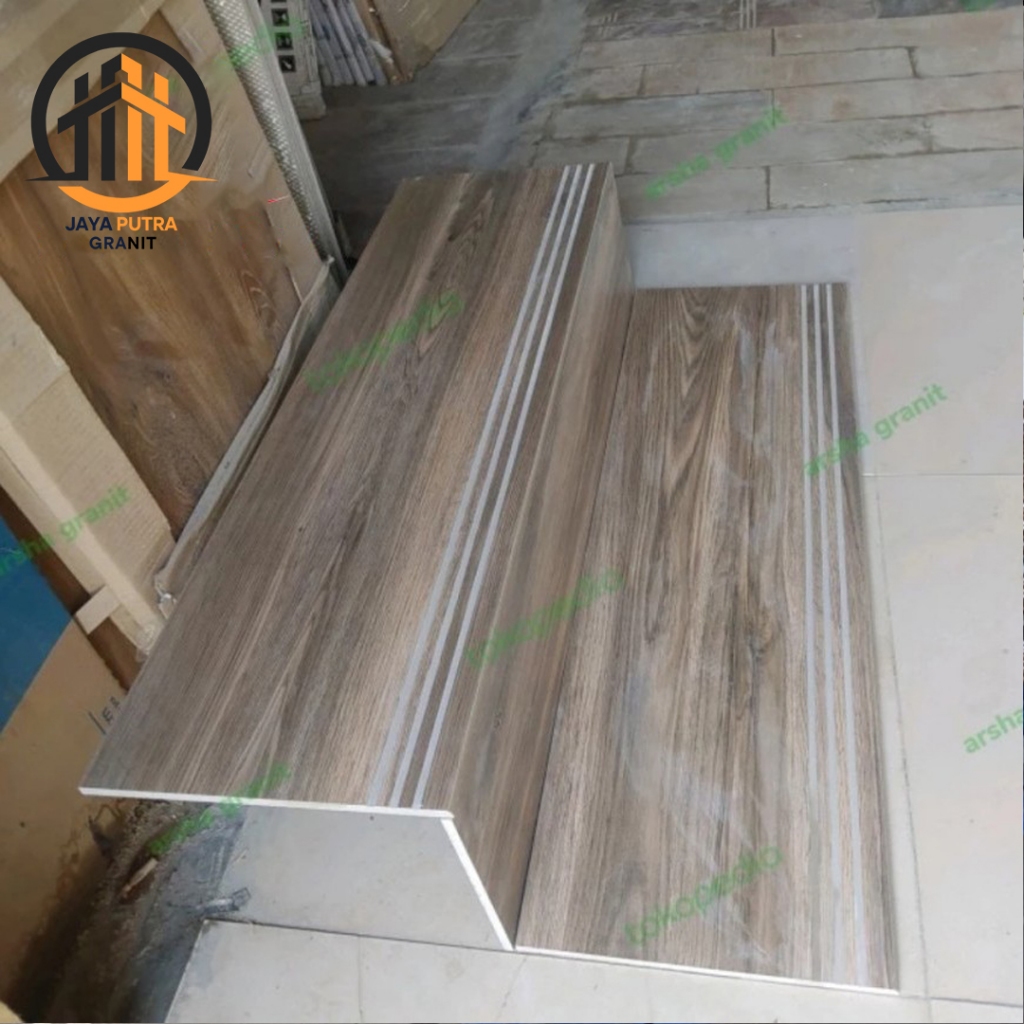 Jual Granit Tangga Motif Kayu 30x80 30x120 Keramik List / Plint Custom ...