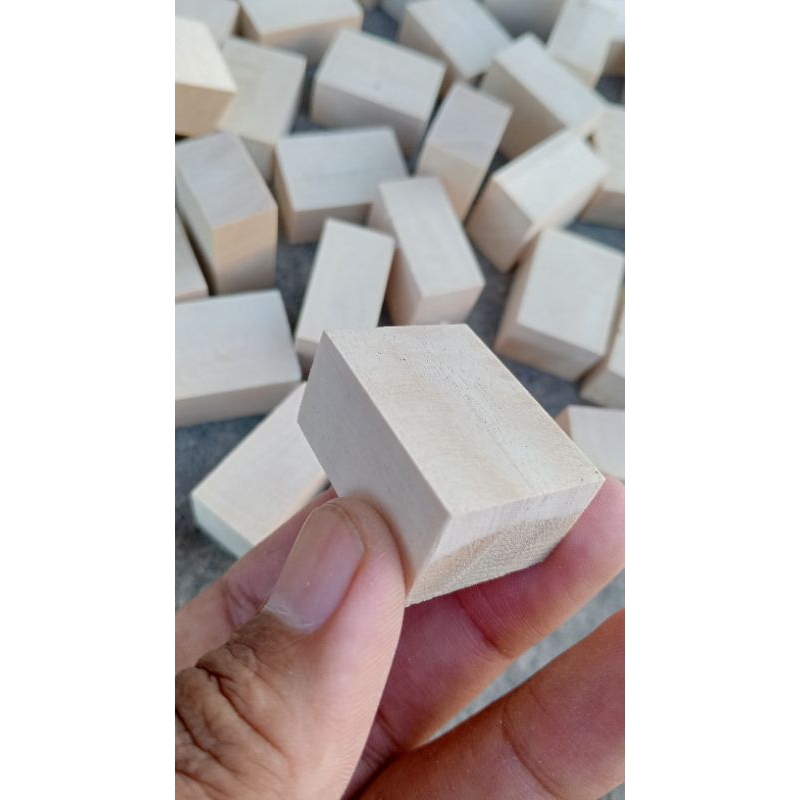 Jual Kayu Gmelina putih, potongan persegi panjang, sudah terpotong dan ...