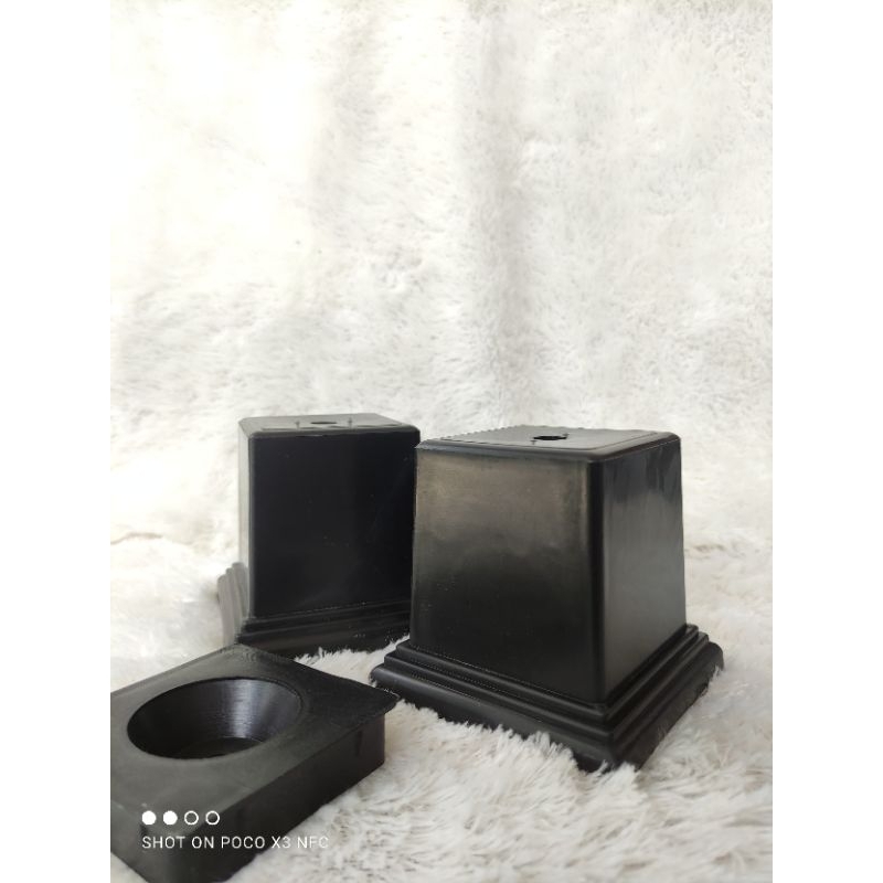 Jual Tatakan piala W4 hitam | Shopee Indonesia