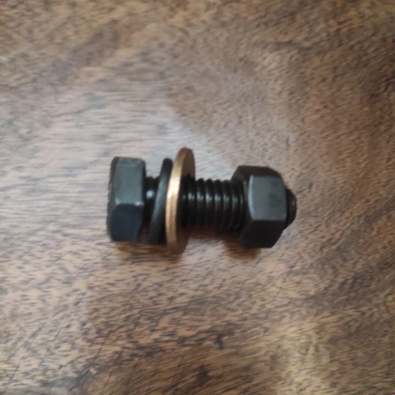 Jual baut baja untuk roda traktor kubota quick g1000 boxer zeva TL800 ...