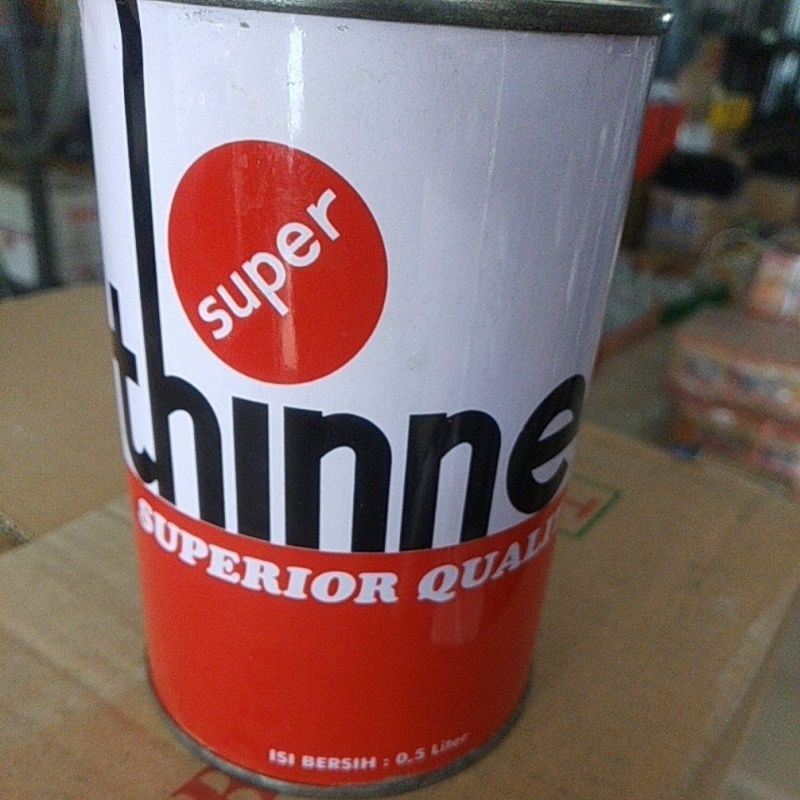 Jual THINNER SUPER / PENGENCER CAT 0,5 LITER KALENG | Shopee Indonesia