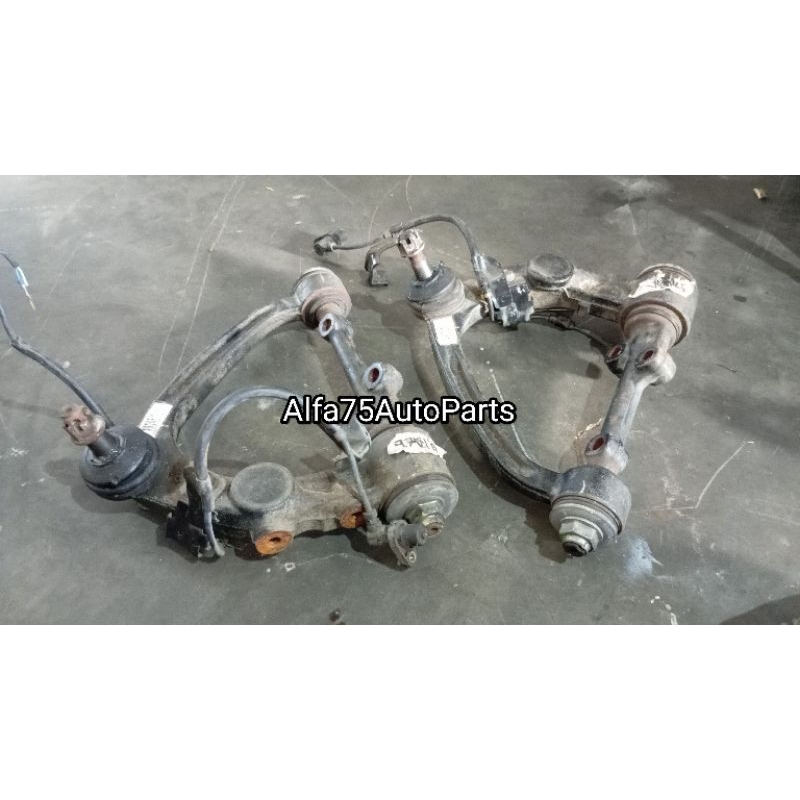 Jual Upper Arm Hiace Commuter / Arm Assy Sayap Atas Hiace Commuter ...