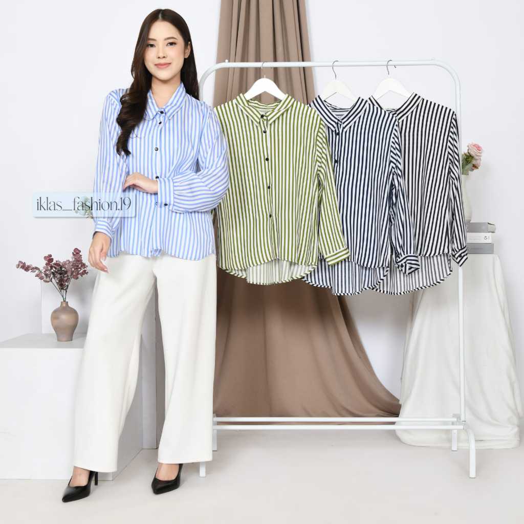 Jual KEMEJA WANITA SALUR TERBARU KEKINIAN TER LARIS MOTIF GARIS.GARIS LURUS KEBAWAH | Shopee ...