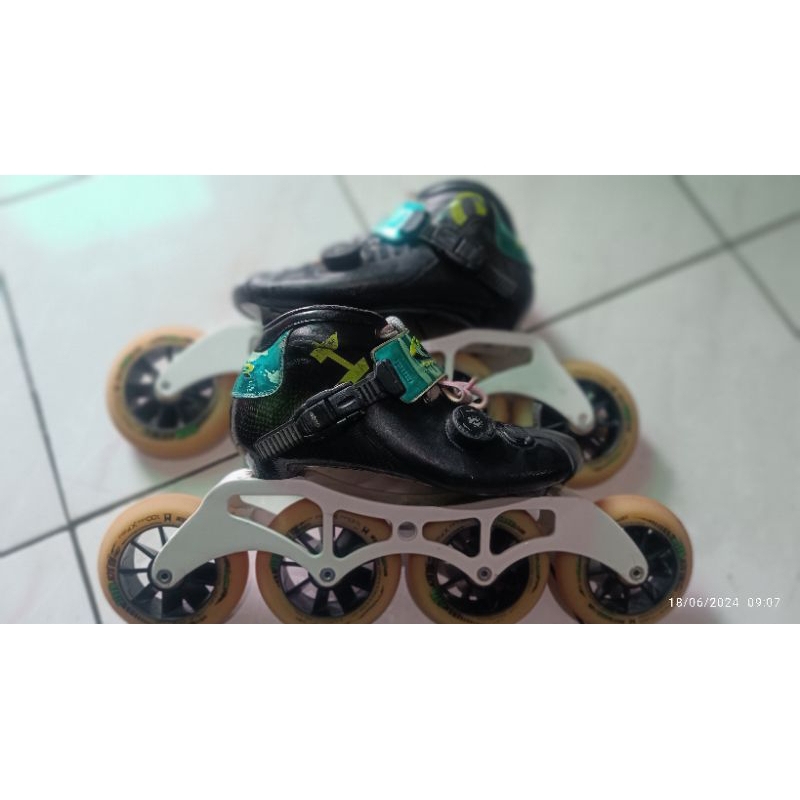 Jual 1 Set Sepatu roda speed Cityrun champion Dial 70% Carbon | Shopee ...