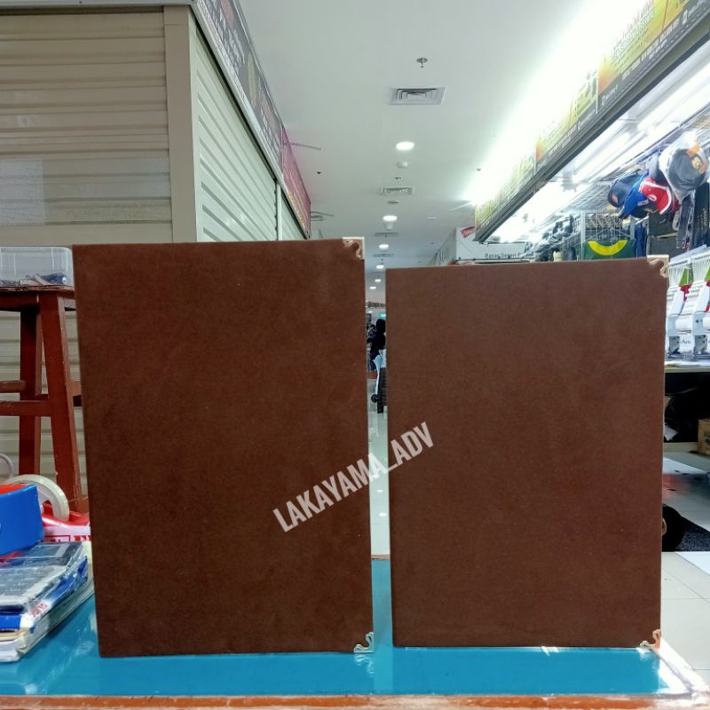 Jual map beludru polos warna coklat plus siku | Shopee Indonesia