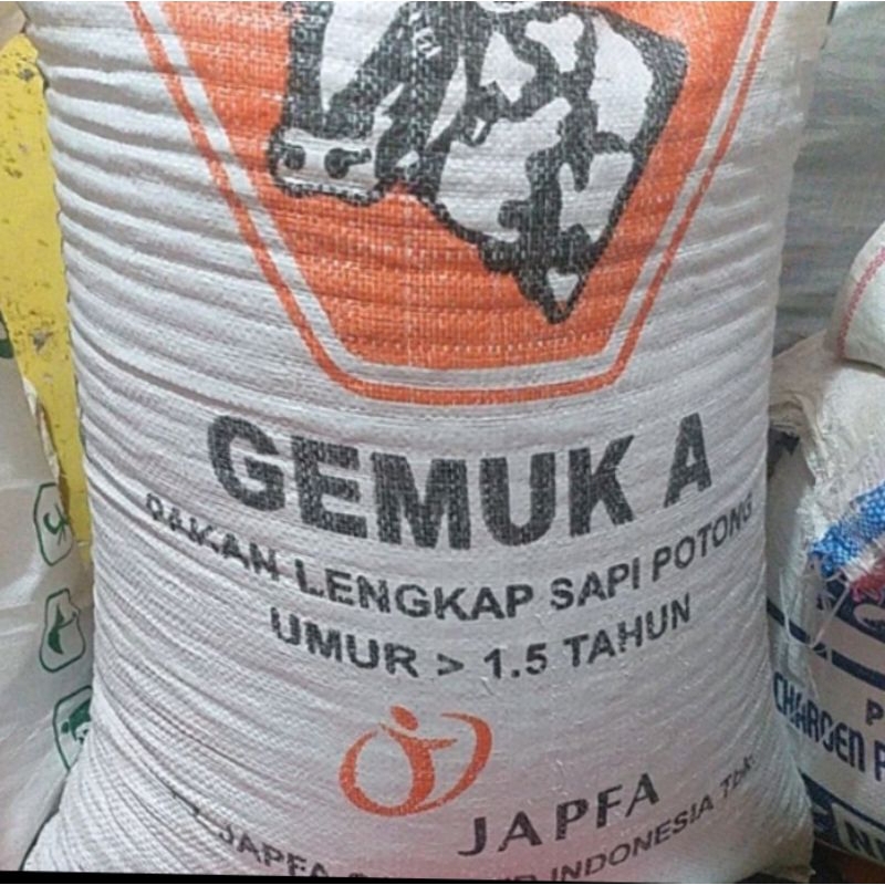 Jual Comfeed Gemuk A Konsentrat Sapi Pedaging Pakan Untuk Domba Kambing ...