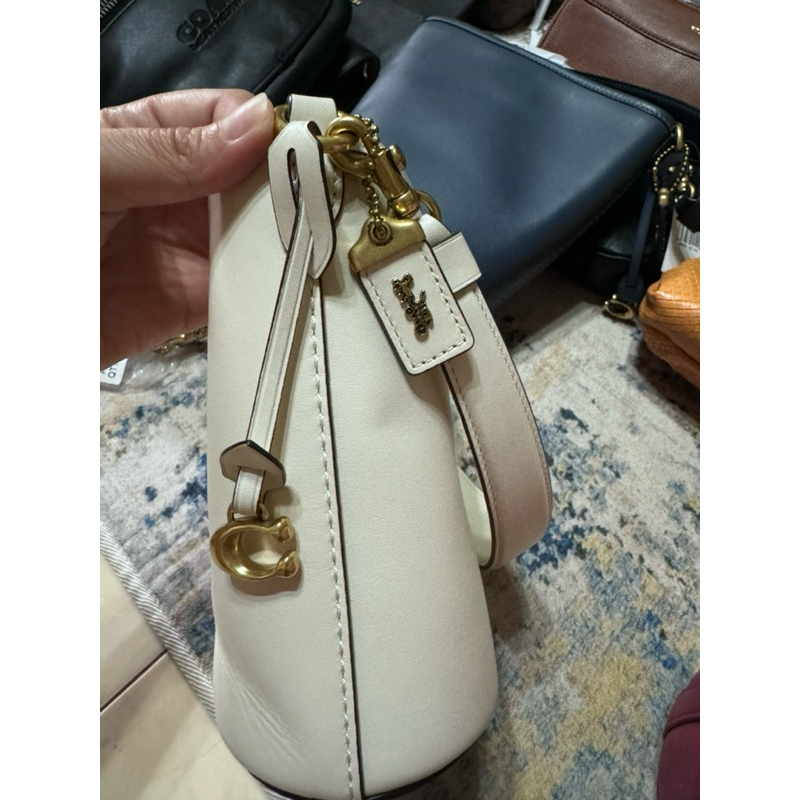 Jual Coach Dakota Bucket Bag | Shopee Indonesia