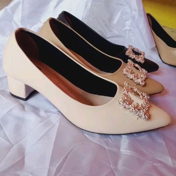 Jual SEPATU WANITA PANTOFEL HEELS 5CM UKURAN JUMBO 45-37 MOTIF VARIASI ...