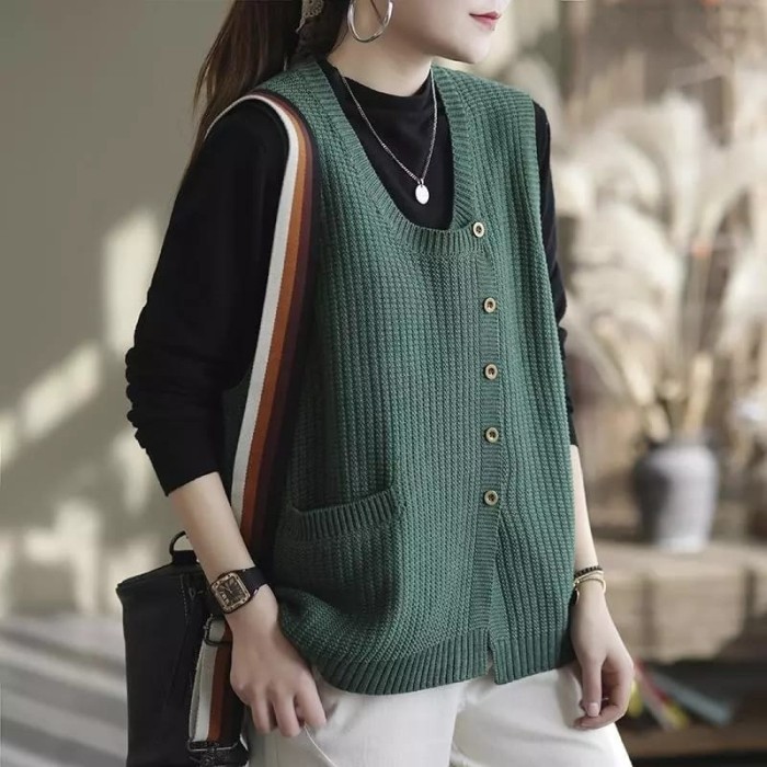 Jual Vest Rompi Wanita Kancing samping Rajut Tebal / Vest Knit Premium ...