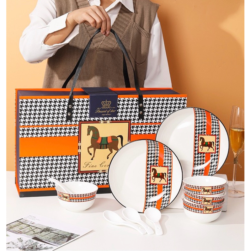 Jual Luxurious Porcelain Tableware Set Horse Motif | Mangkok Set ...
