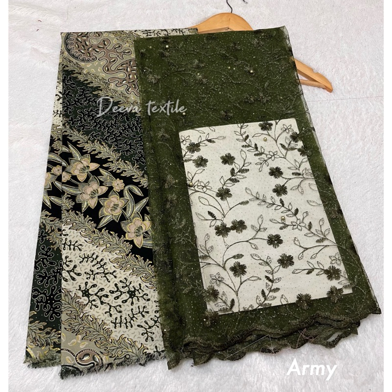 Jual Set/Paket Kain Bridesmaid Tille Floral Mutiara & Batik | Shopee ...