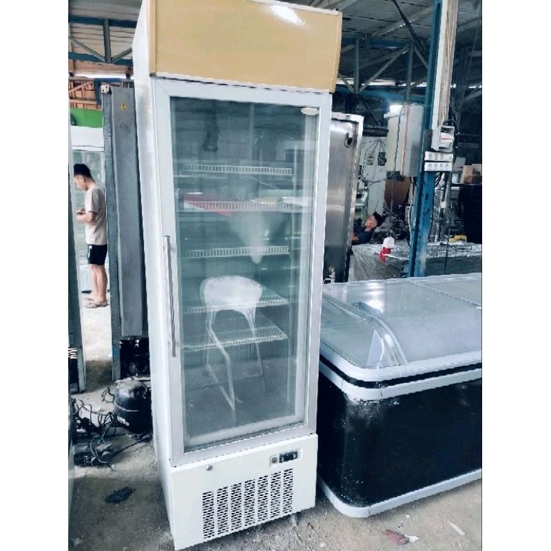 Jual Uprigh glass door freezer second, kondisi normal freezer kaca ...