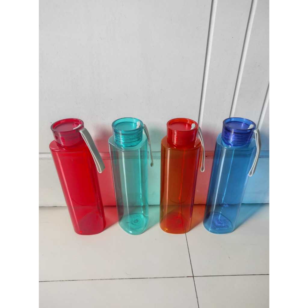 Jual Tumbler Pina Chielo 500ml Botol Air Minum Plastik BPA FREE Custom ...