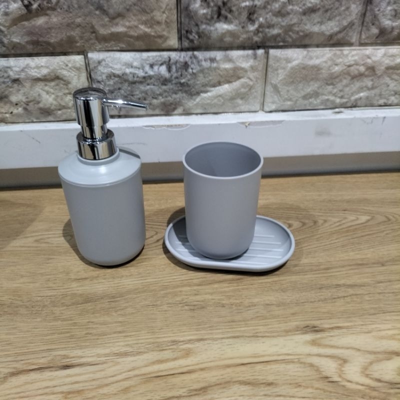 Jual Perlengkapan Mandi/Alat Mandi Set 3 Pcs Stora | Shopee Indonesia