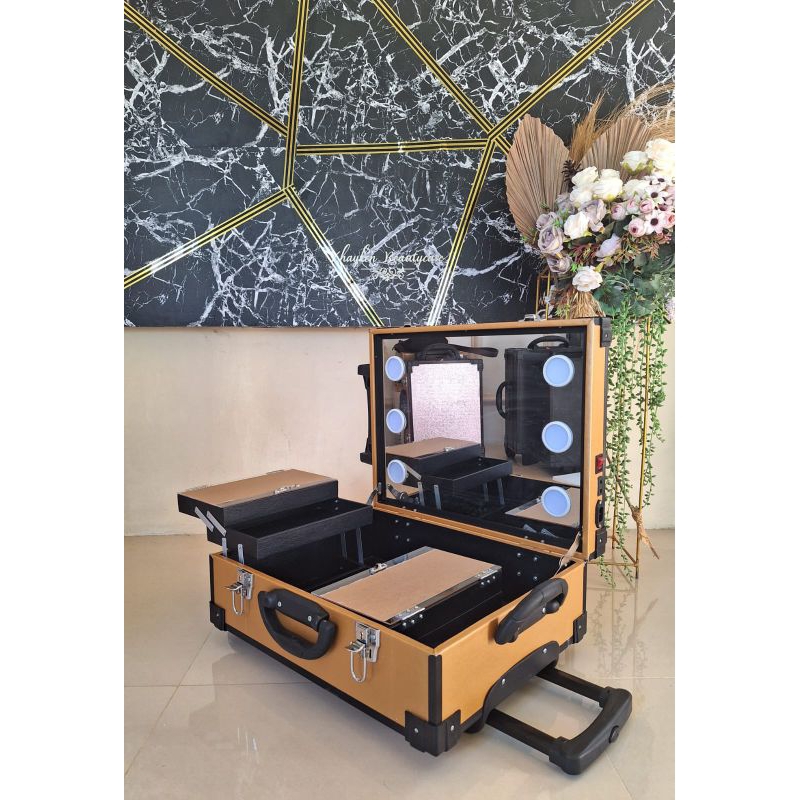 Jual BeautyCase Koper Make Up Uk 40 Full kaca Lampu 6 free logo Nama ...