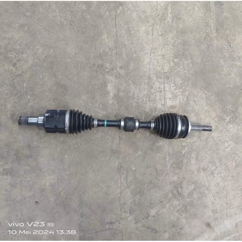 Jual 43410-F7010 43420-F7010 As roda depan kanan kiri innova zenix ...