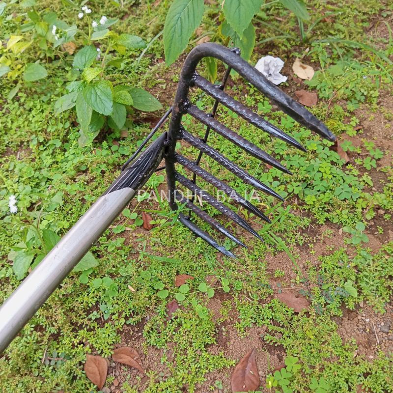Jual Garuk Sampah 8 Gigi Garukan Tanah, Garuk Tanah Gagang Pipa Besi ...