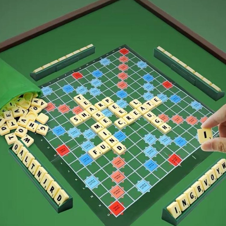 Jual SCRABBLE BOARD GAME MAINAN SUSUN KATA KODE U5A7 | Shopee Indonesia