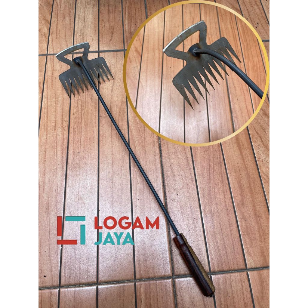 Jual Alat Pencabut Rumput Liar Panjang 65 cm Gerigi 11 Bahan Plat Baja ...