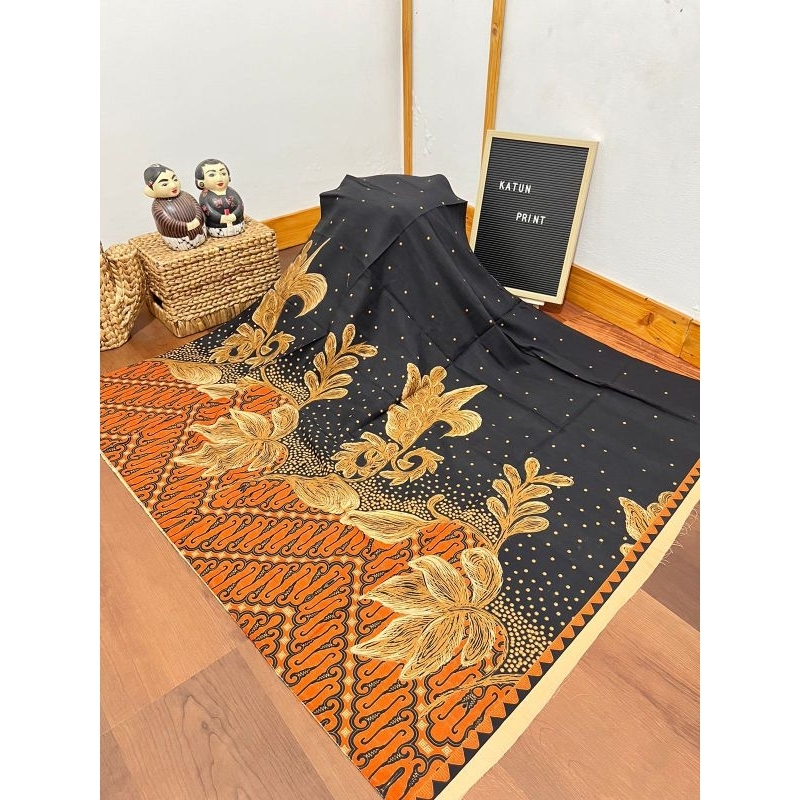 Jual Kain batik solo daun gede bintik hitam oranye | Shopee Indonesia