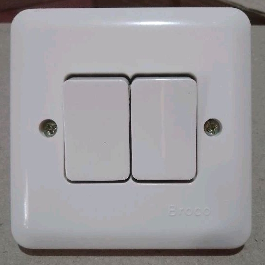 Jual Saklar seri/double switch Broco 6622U | Shopee Indonesia