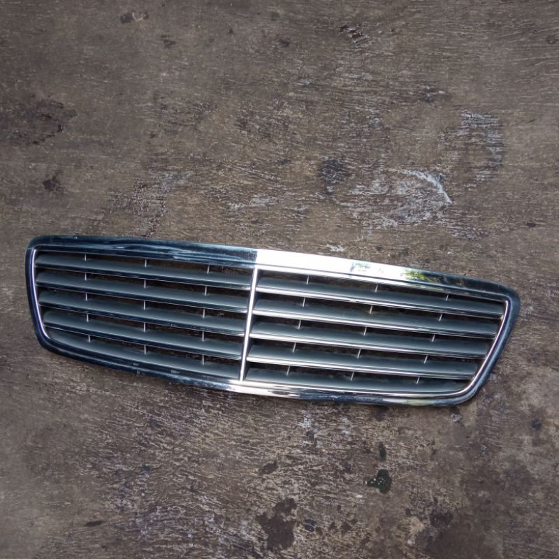 Jual Grill Bumper Depan Original Mercedes Benz Mercy W203 C Class ...