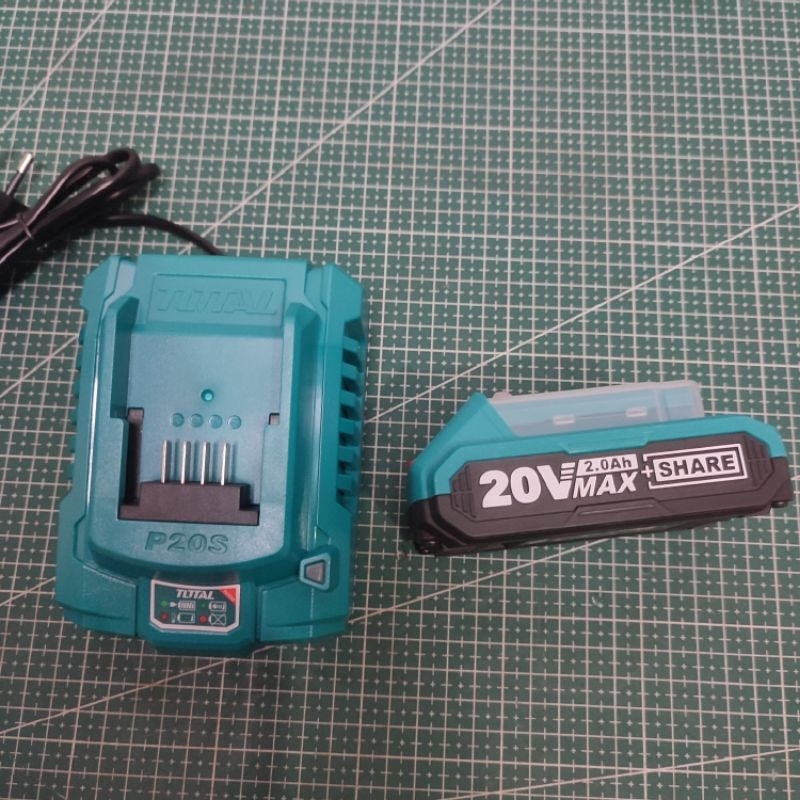 Jual Paket Baterai Total 2Ah dan Charger Total 2A | Shopee Indonesia
