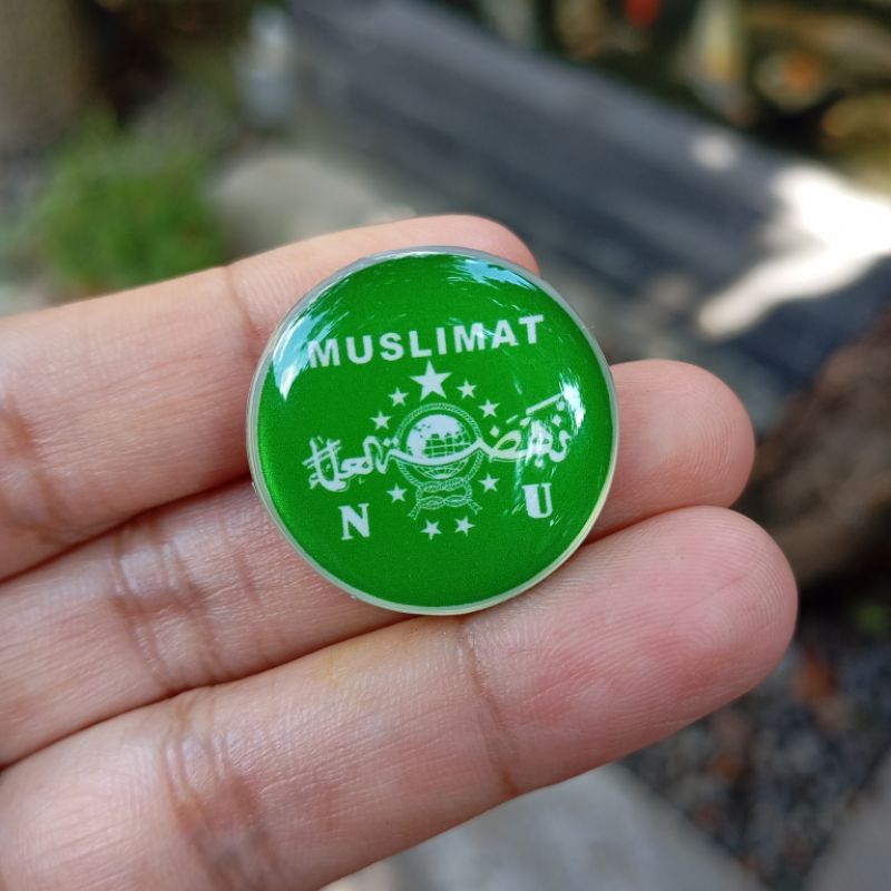 Jual Pin Resin Muslimat NU// Pin Seragam Pengaosan | Shopee Indonesia