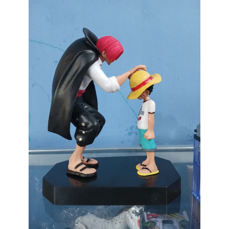 Jual action figure one piece luffy dan shanks loose non original ...