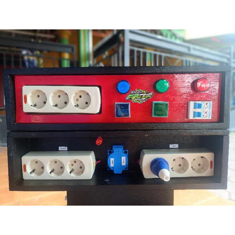 Jual Panel listrik 1phase input listrik socet mounting. Free steker ...