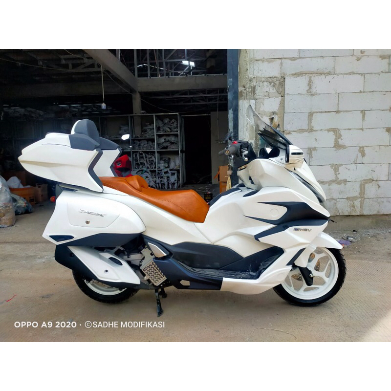 Jual Fullbodi custom model Baby Goldwing utk PCX 150 dan PCX 160 ...