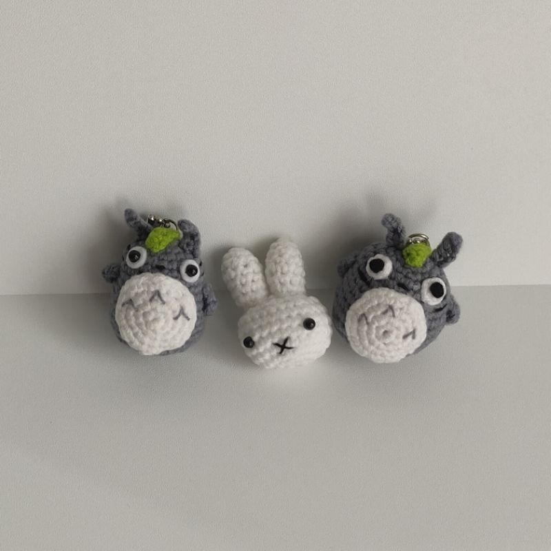 Jual Gantungan Totoro Studio Ghibli Amigurumi Crochet, Miffy Crochet ...