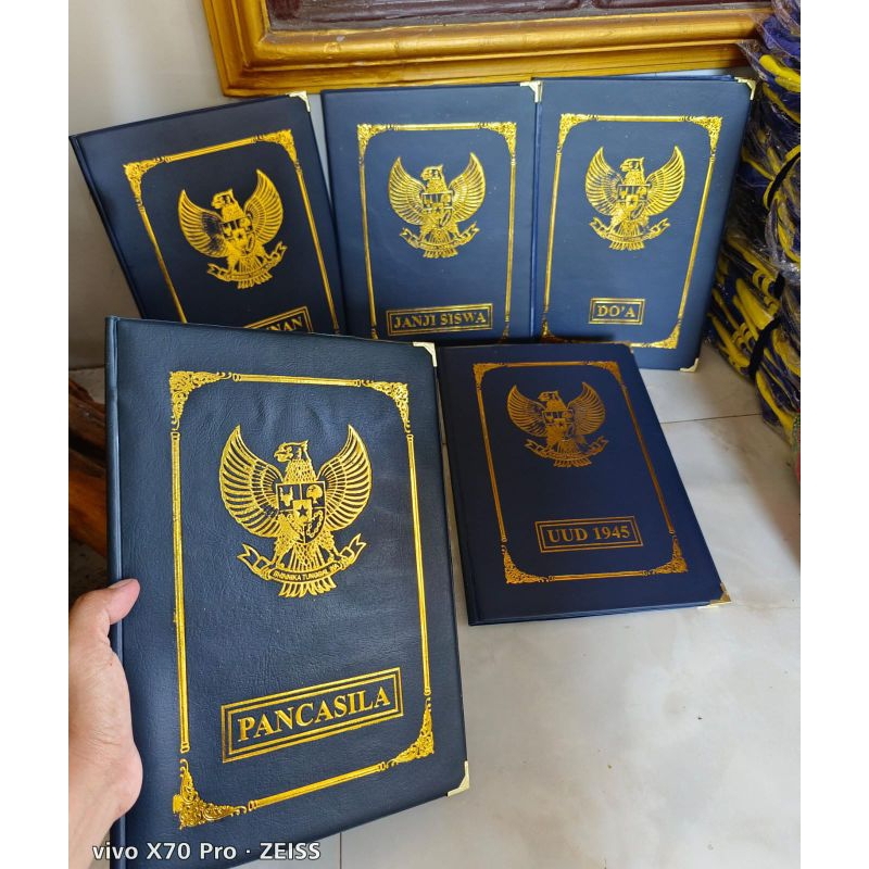 Jual map upacara hot print 1 set/hanya 5 map/map hot print/map upacara ...