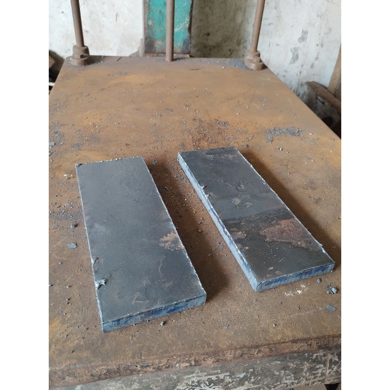 Jual Plat Besi Kotak tebal 12mm x 200mm x 75mm. 1pcs | Shopee Indonesia