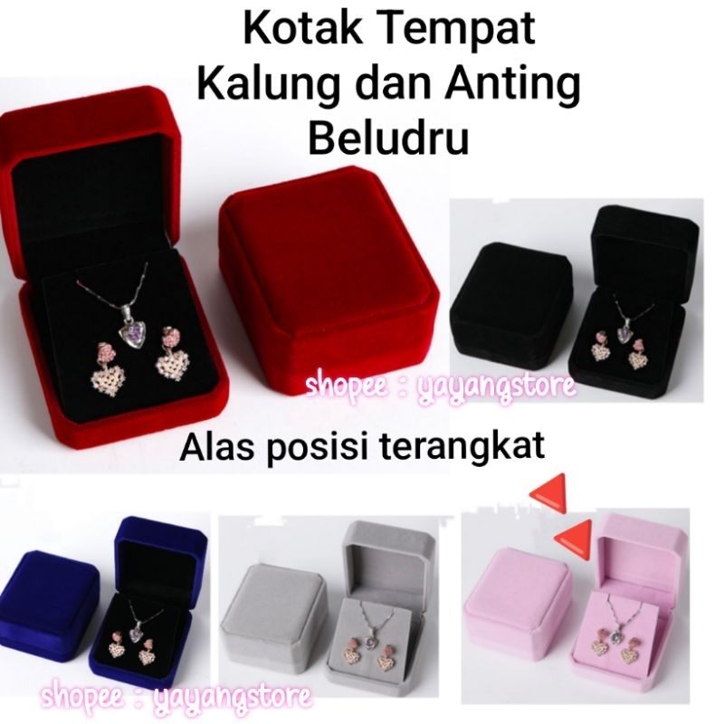 Jual Kotak Perhiasan Set Tempat Kalung dan Anting Emas Beludru Mewah ...