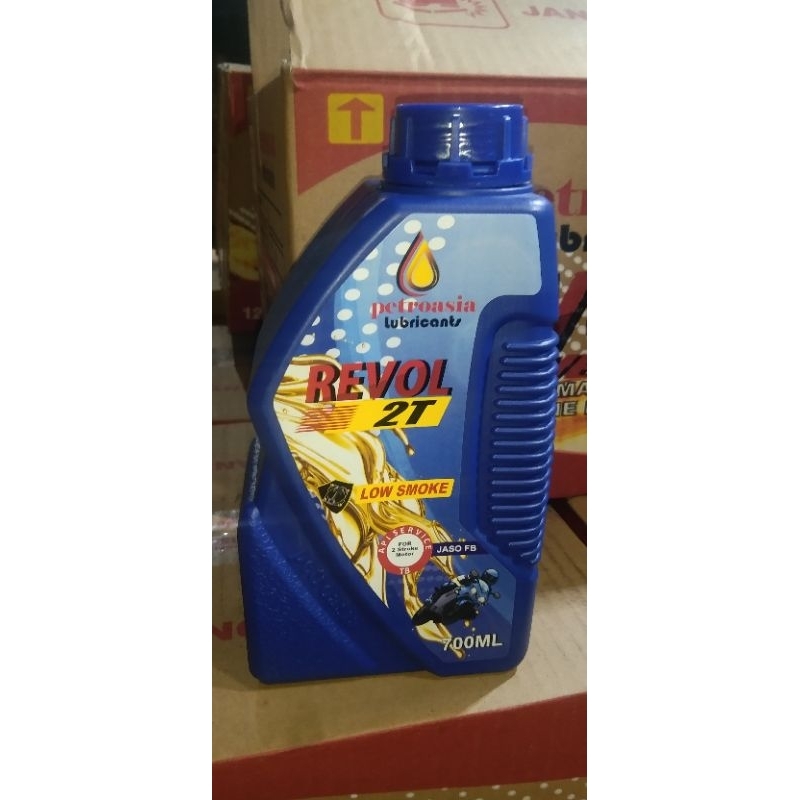 Jual OLI REVOL 2T 700ml PETROASIA ORIGINAL / OLI SAMPING 2T 0,7L | Shopee Indonesia