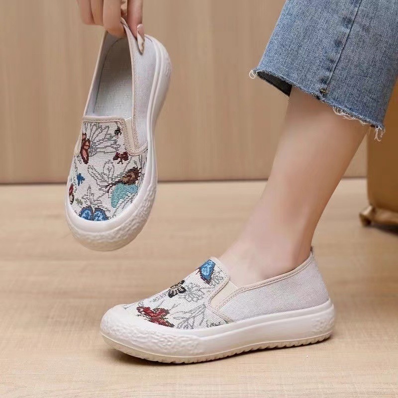Jual NW059 Sepatu Slip On Wanita Motif Kupu-Kupu | Shopee Indonesia